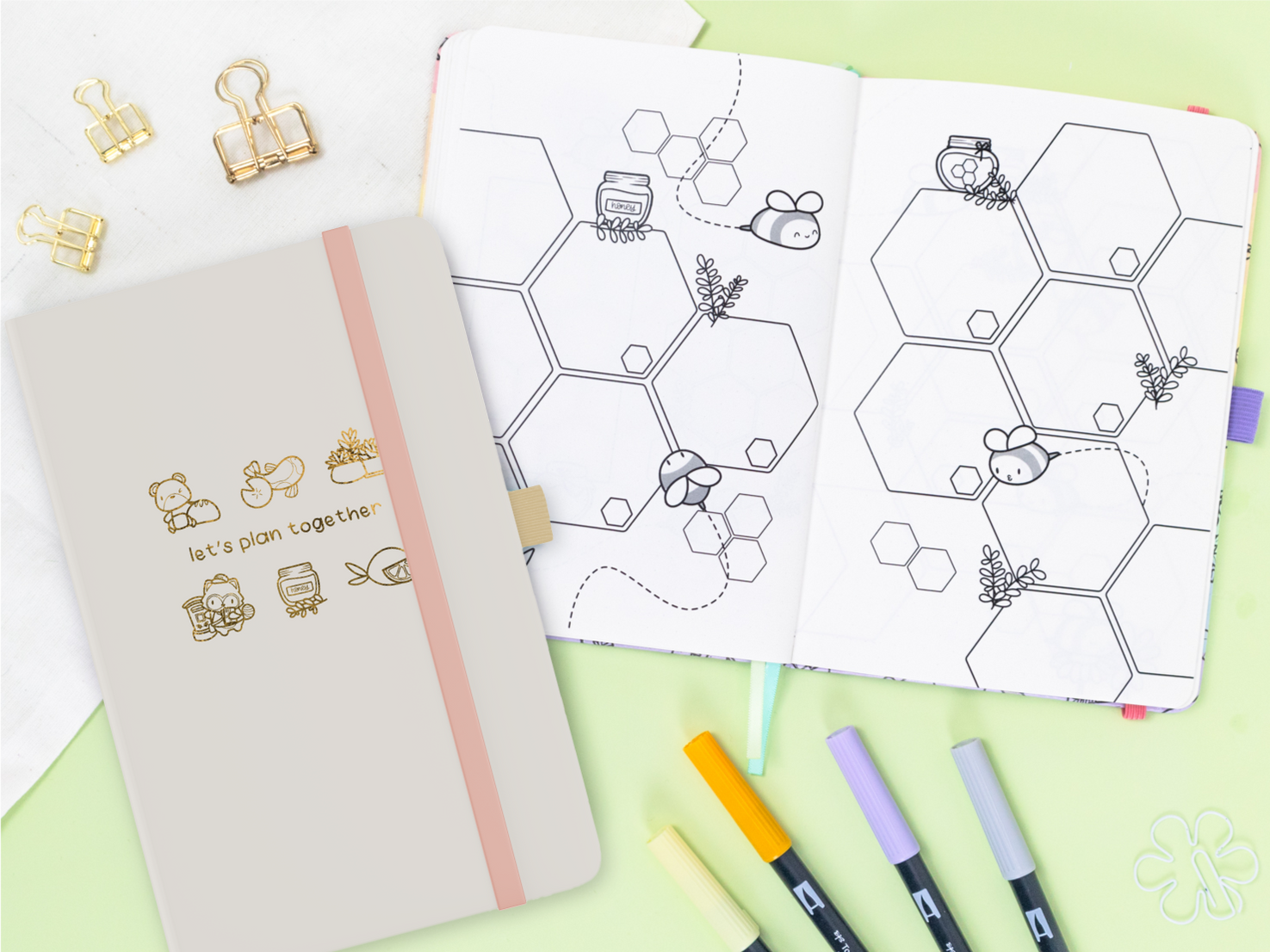 Colouring Journal: Minimal Natural – Hubman and Chubgirl